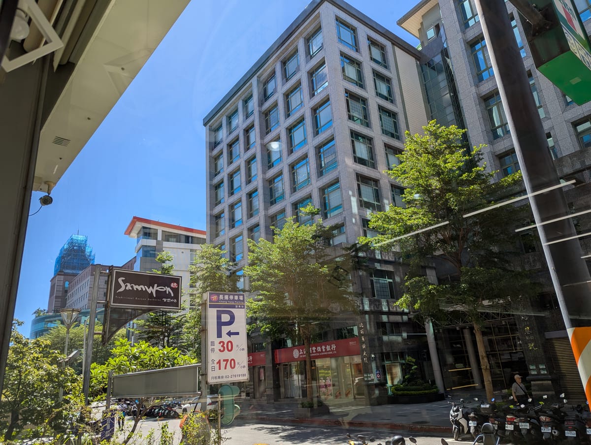 Bridging the Hypervisor Gap: A Deep Dive into Hyper-V Drivers for Linux ...